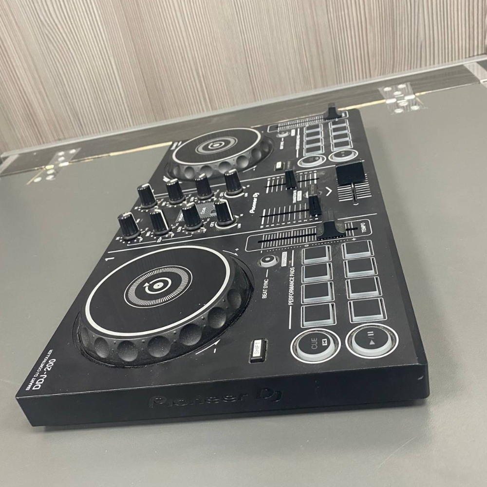 pioneer Pioneer DDJ-200 Smart DJ Controller - Own4Less